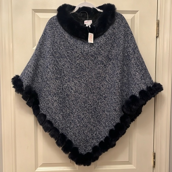 Top It Off | Jackets & Coats | Nwt Beautiful Top It Off Cape Os Full ...